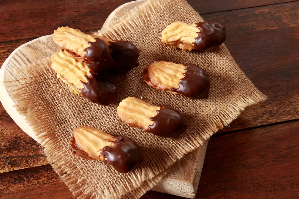 Viennese fingers and swirls - Simple Home Cooked Recipes